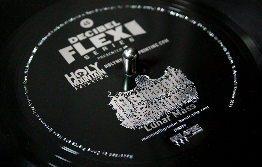 Mammoth Grinder to Release New Single “Lunar Mass” via Decibel Flexi ...